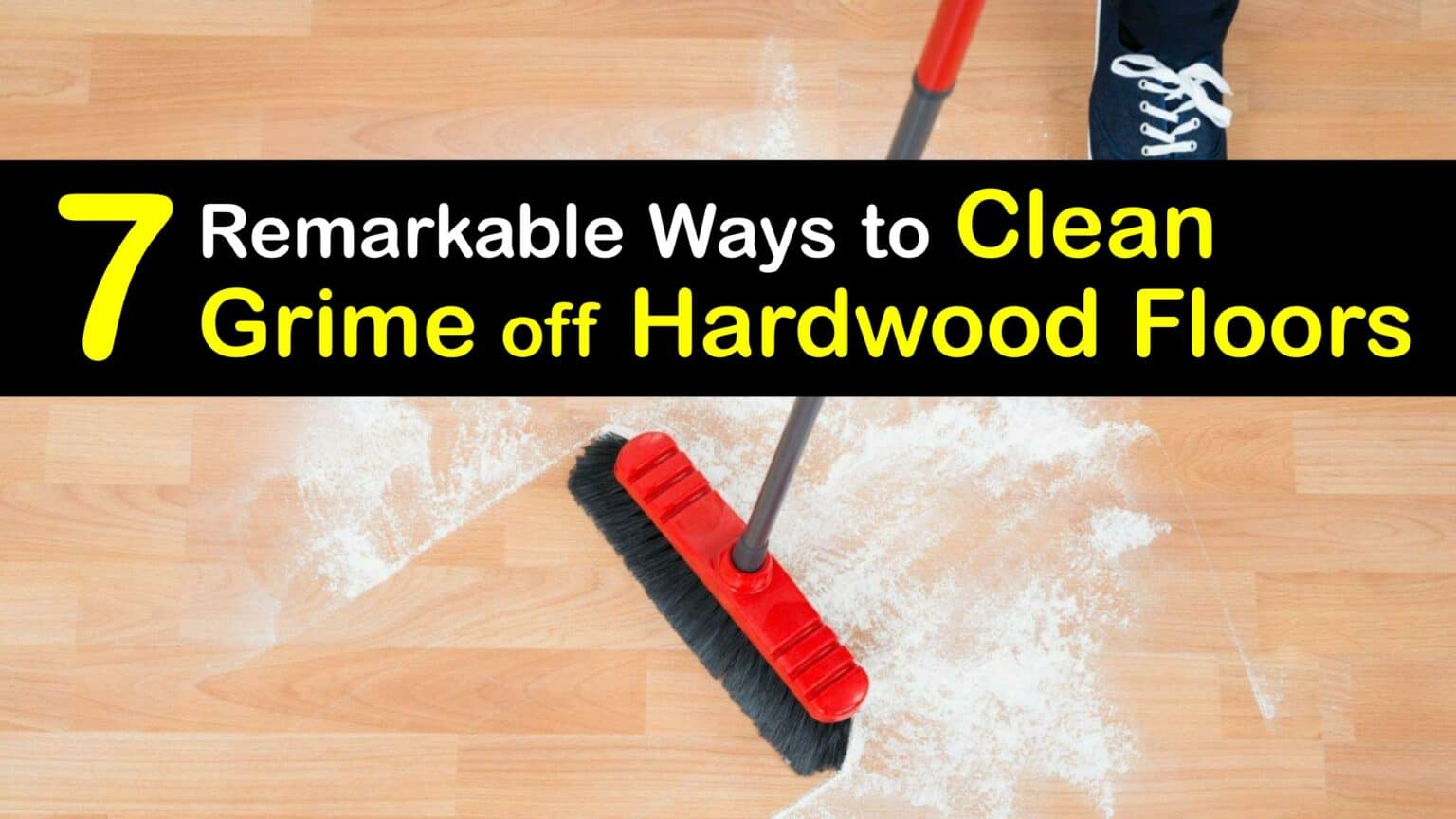 Cleaning Hardwood - Stunning Tricks to Get Grime off Wood Floors
